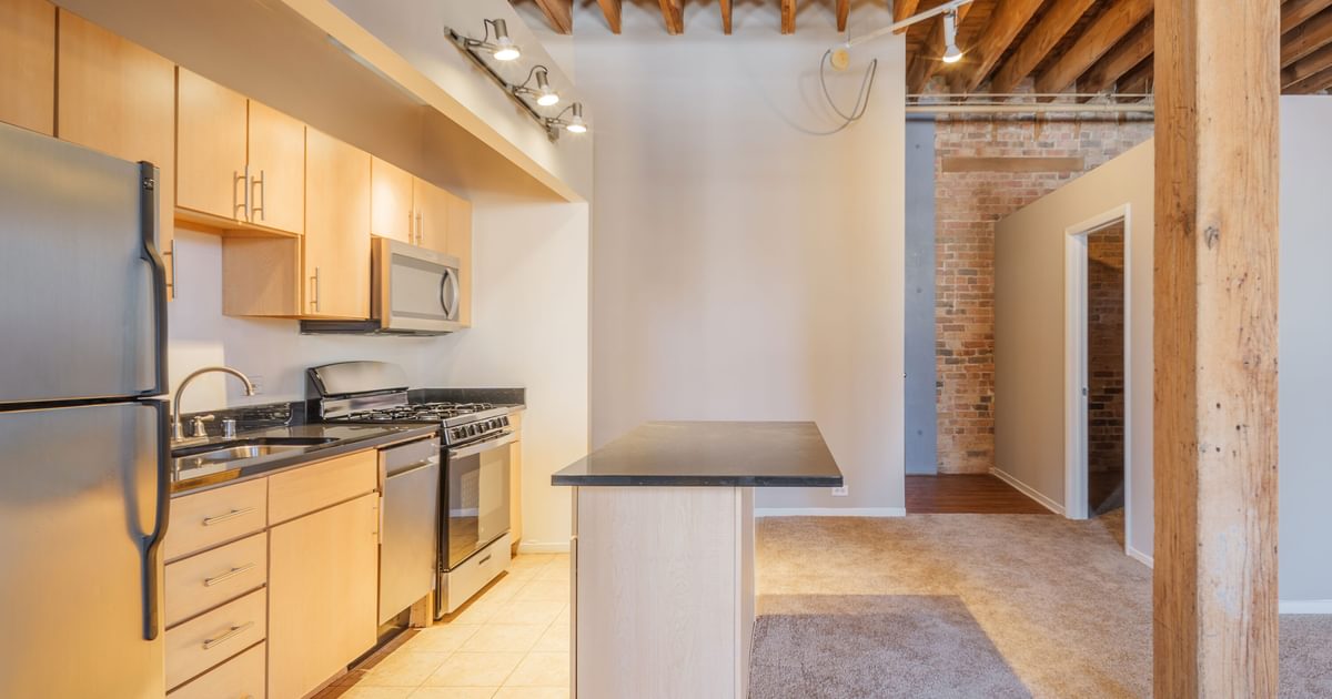 Unrenovated Finishes | Original Lofts in Chicago’s Old Town | Cobbler ...