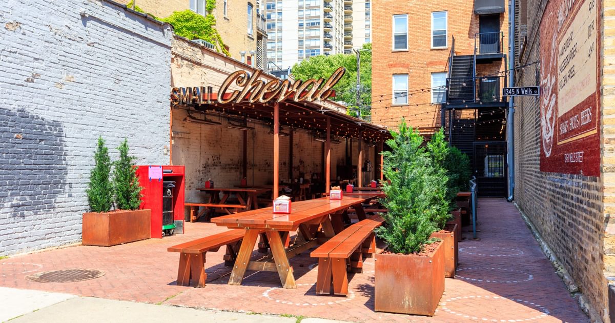 Location | Welcome to Chicago’s Old Town | Cobbler Square Lofts